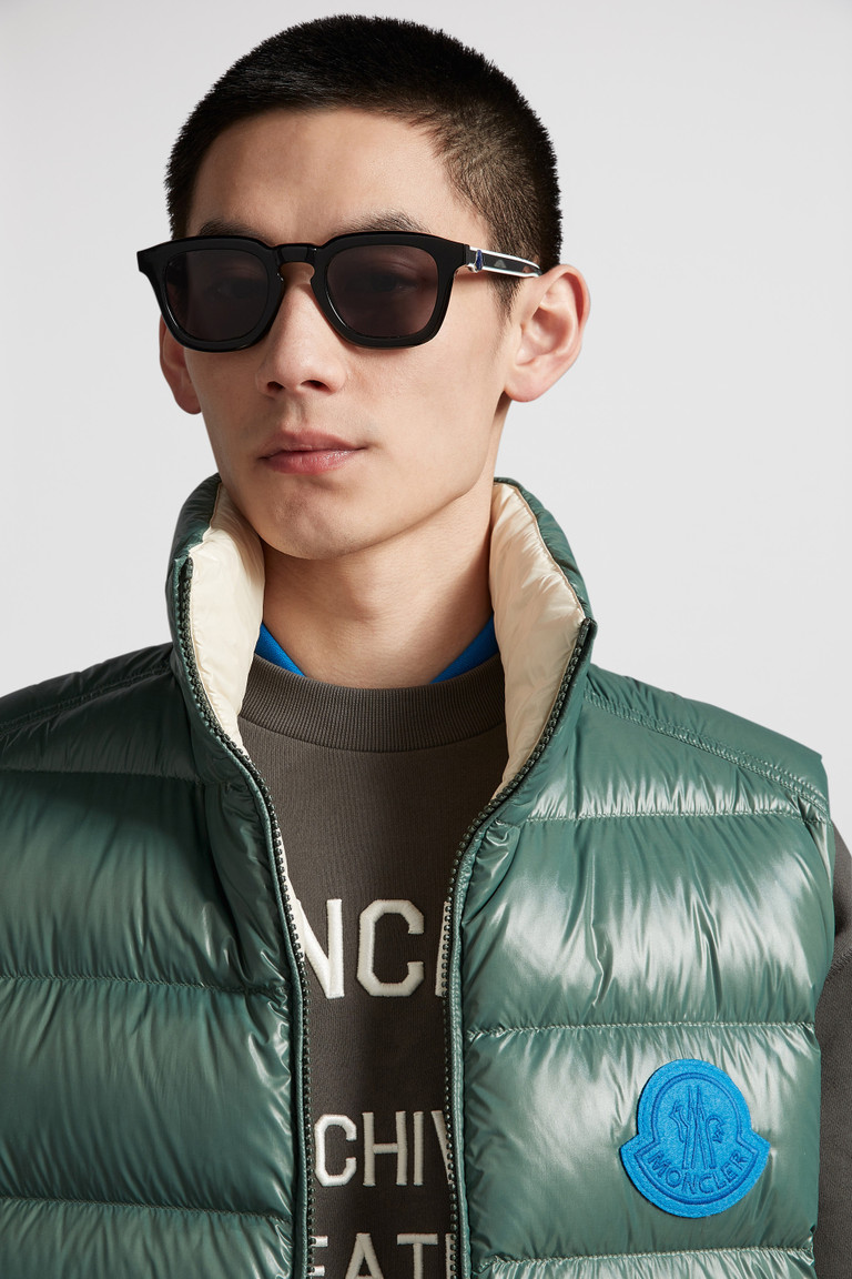 Men's Accessories - Sunglasses, Shades & Ski Goggles | Moncler UK