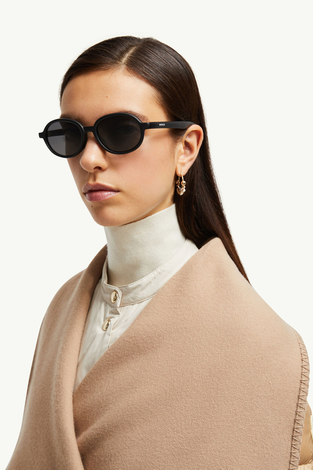Lunettes de soleil ovales Caprice Noir Mat - Lunettes Homme | Moncler FR