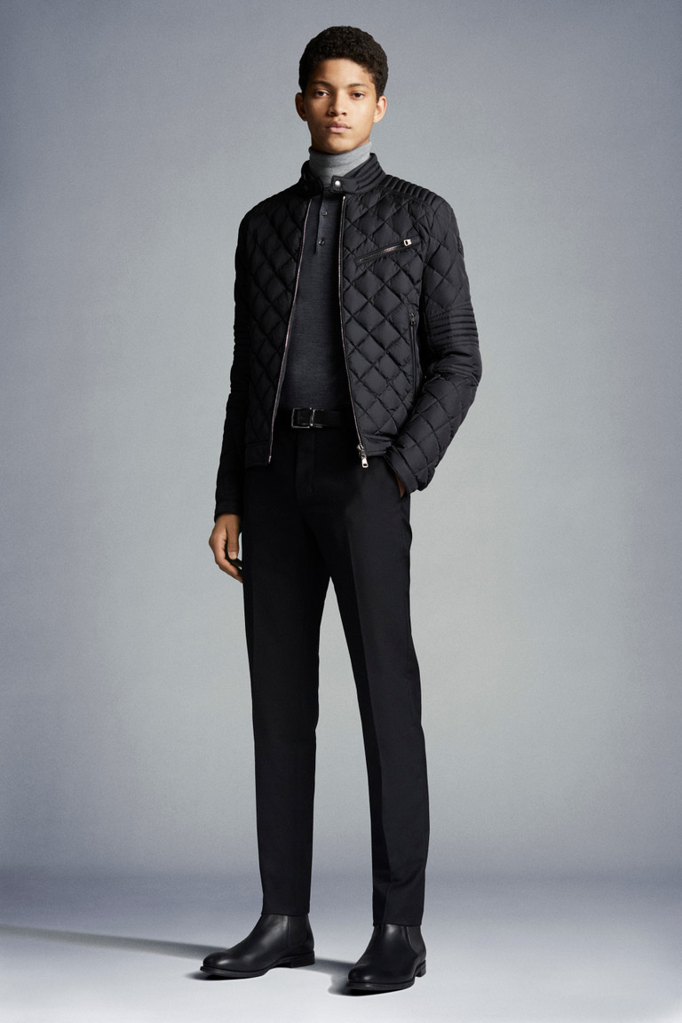 Moncler Официальный Сайт — Одежда и пуховики