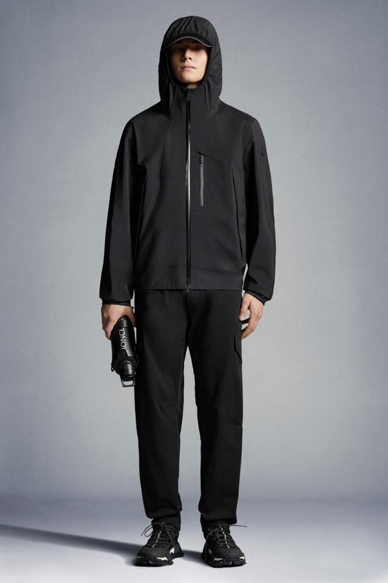 Moncler Japan Online Shop — Clothing and Down Jackets