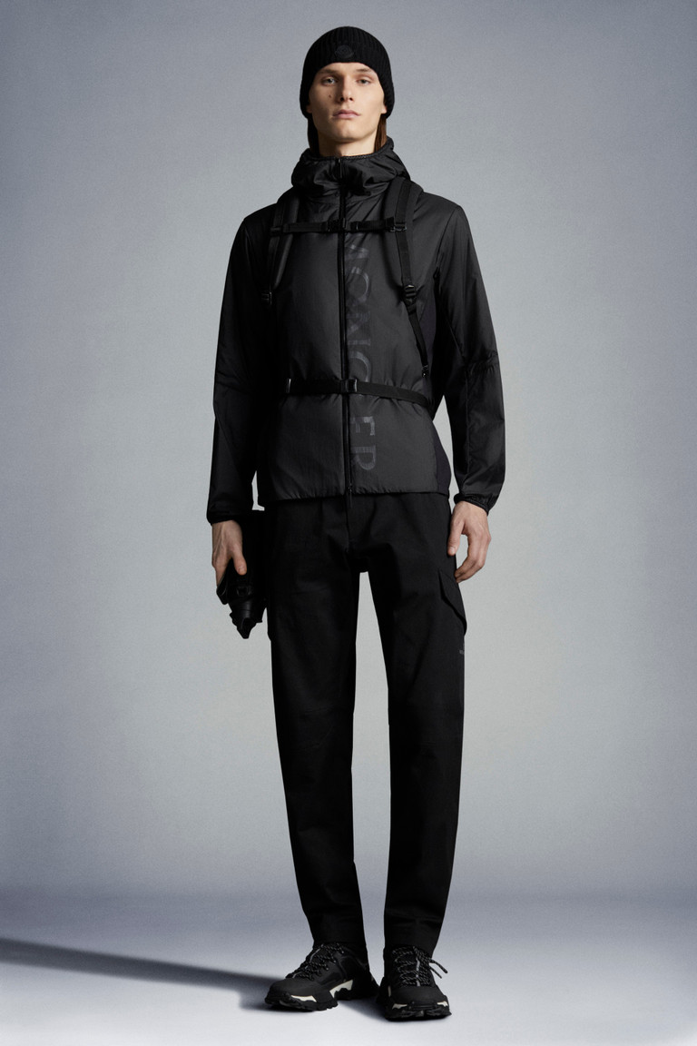 Moncler Japan Online Shop — Clothing and Down Jackets