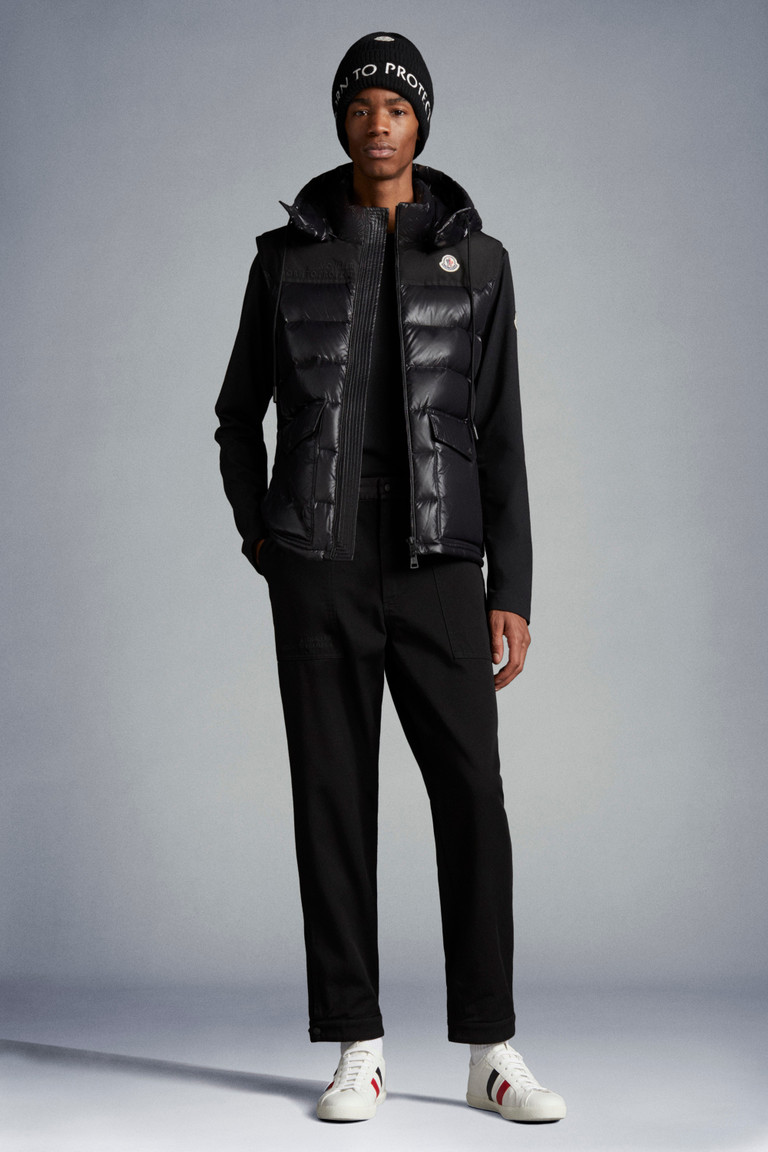 Moncler Canada Online Shop — Down jackets, coats, and clothing