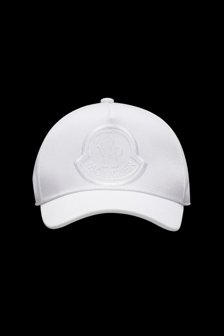 Women's Accessories - Shoes, Sunglasses & Backpacks | Moncler CA