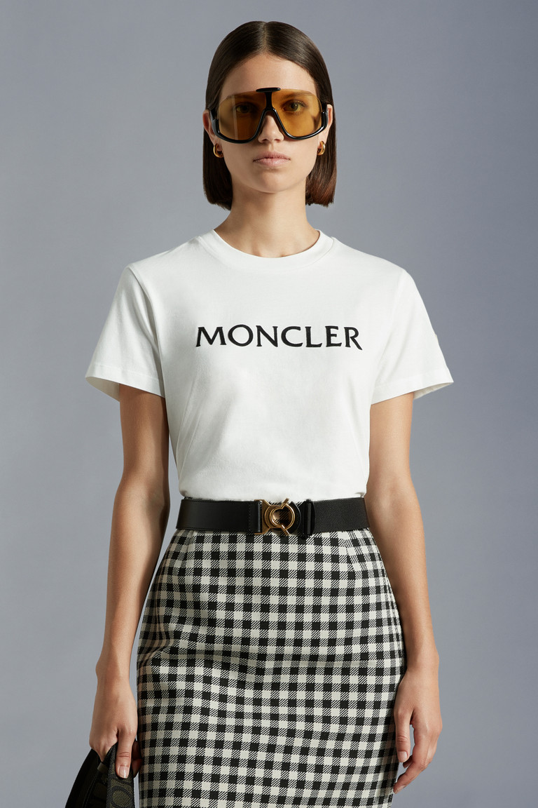 Moncler Canada Online Shop — Down jackets, coats, and clothing