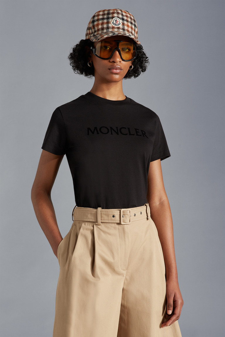 Moncler Japan Online Shop — Clothing and Down Jackets