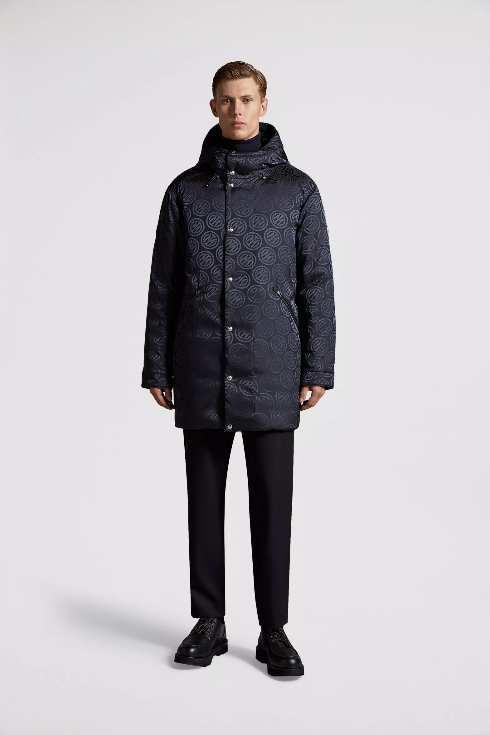 Piumino lungo Inter x Moncler Blu Navy - Piumini Lunghi Uomo | Moncler IT Piumino lungo Inter x Moncler Blu Navy - Piumini Lunghi Uomo | Moncler IT