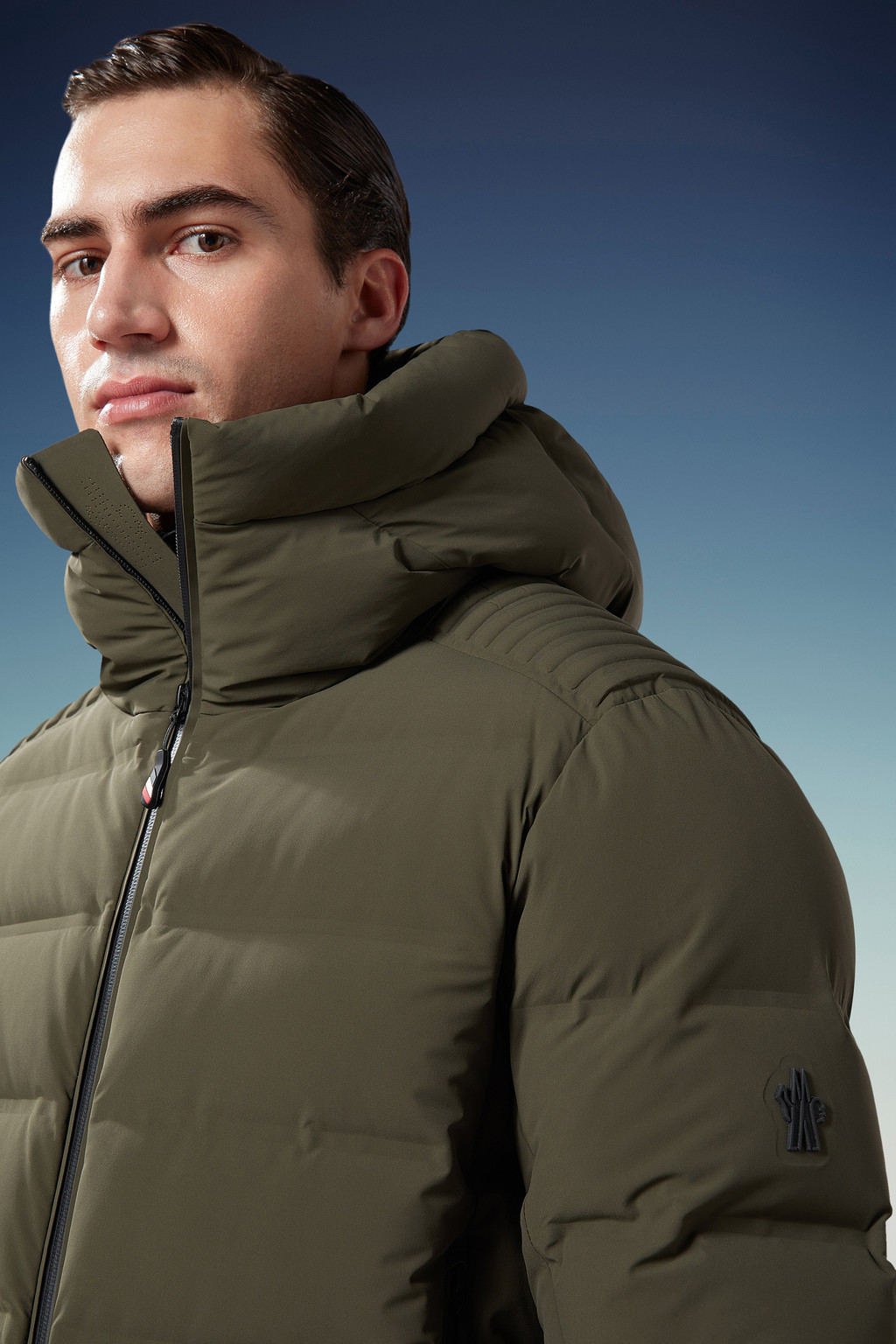 Green Lagorai Short Down Jacket - Short Down Jackets for Men | Moncler NO