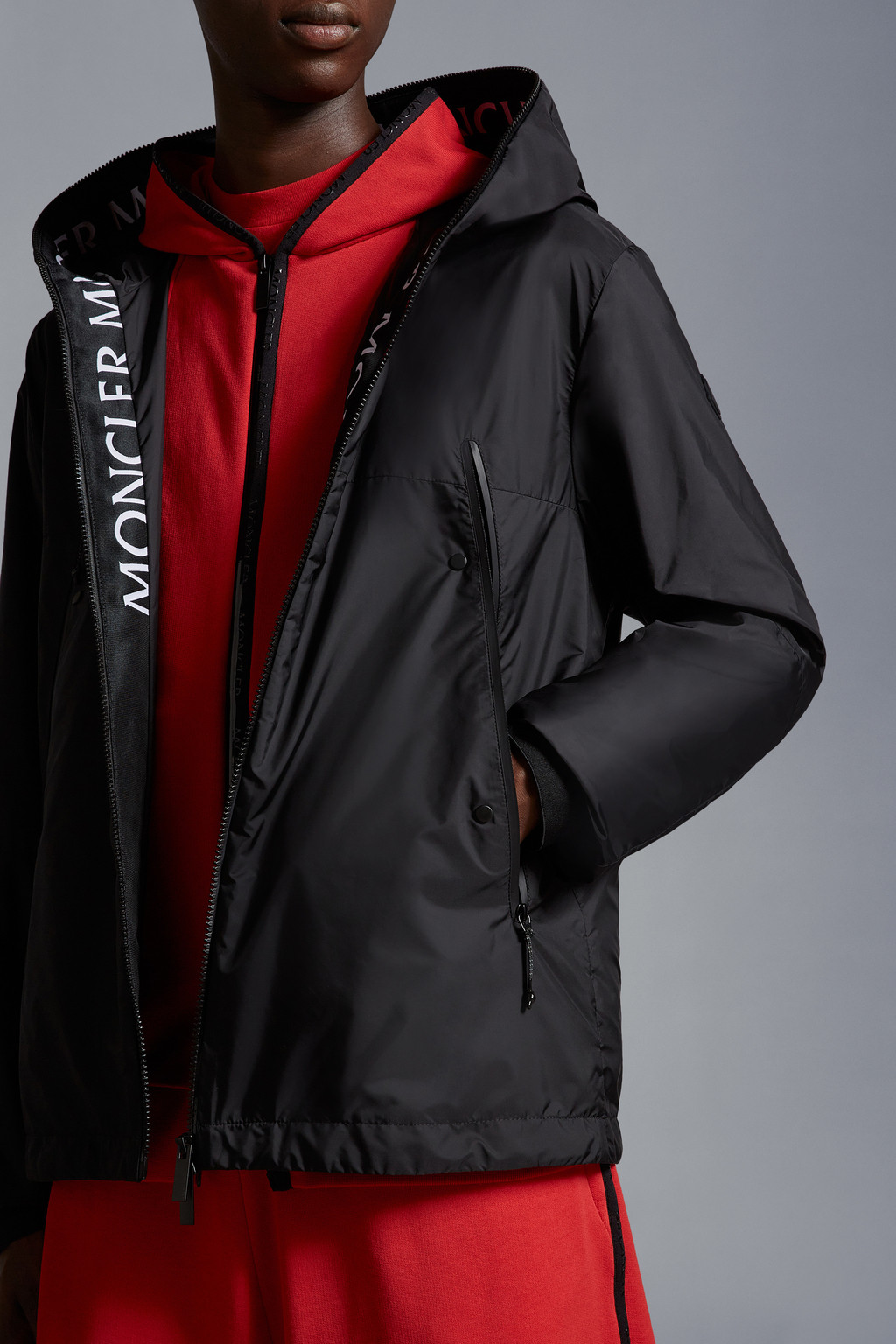 Black Junichi Rain Jacket - Windbreakers & Raincoats for Men | Moncler DE