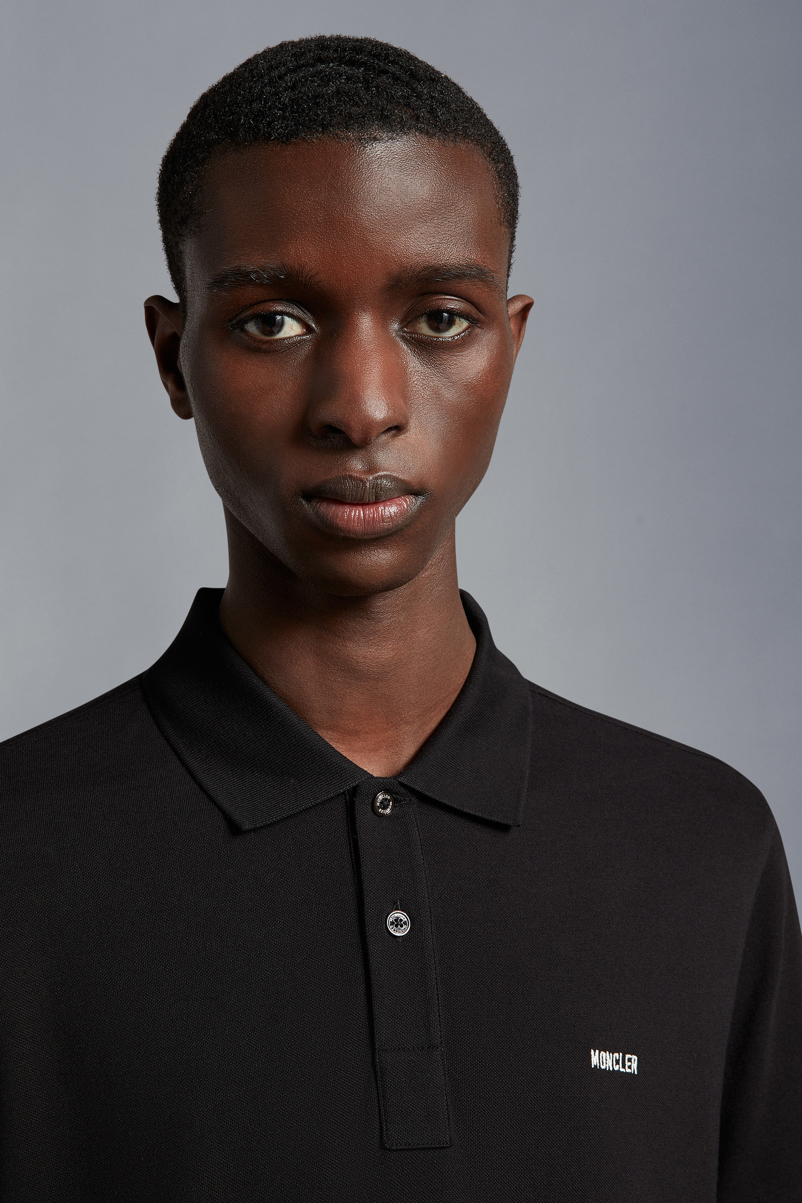 Black Embroidered Logo Polo Shirt - Polos & T-shirts for Men | Moncler NO