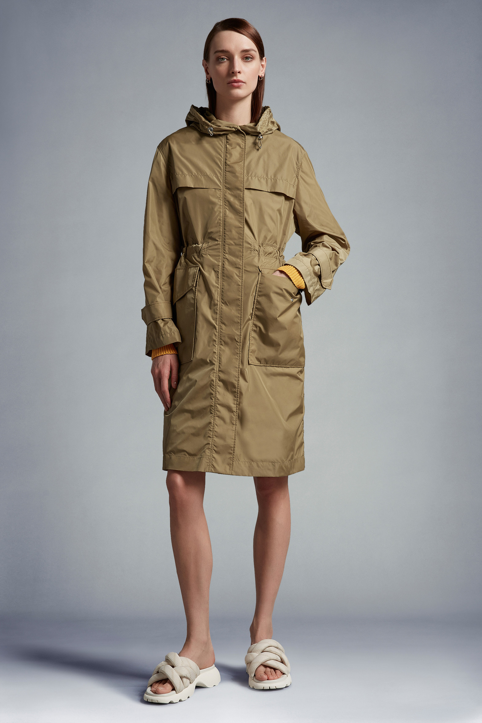 Beige Hiengu Rain Coat - Windbreakers & Raincoats for Women | Moncler HK