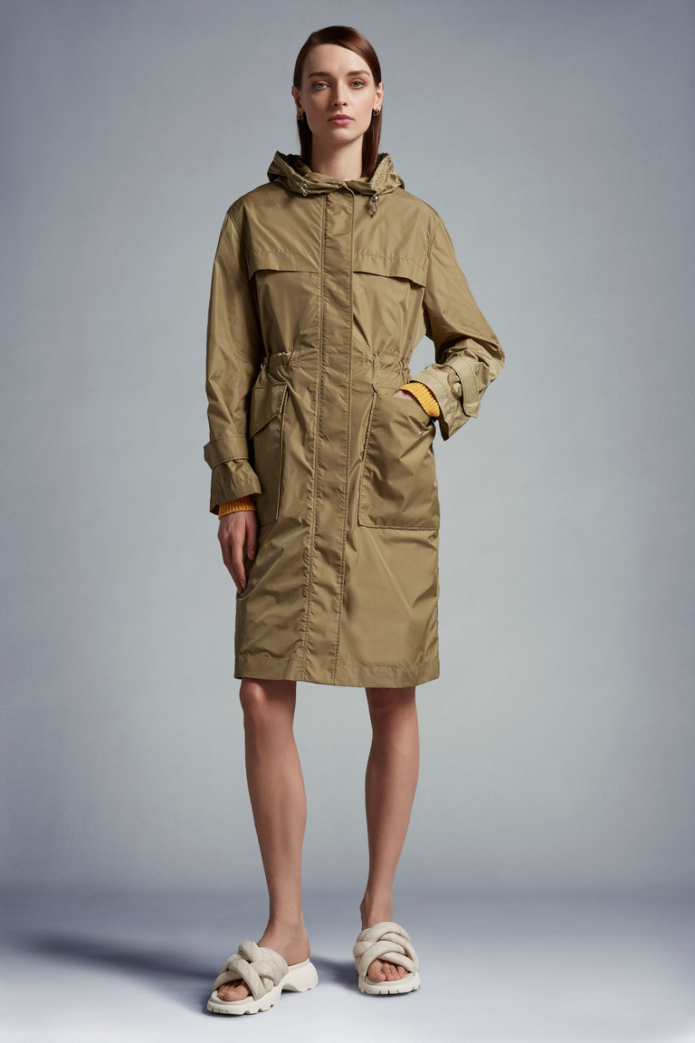 Windbreakers, Raincoats & Rain Jackets for Women | Moncler UK