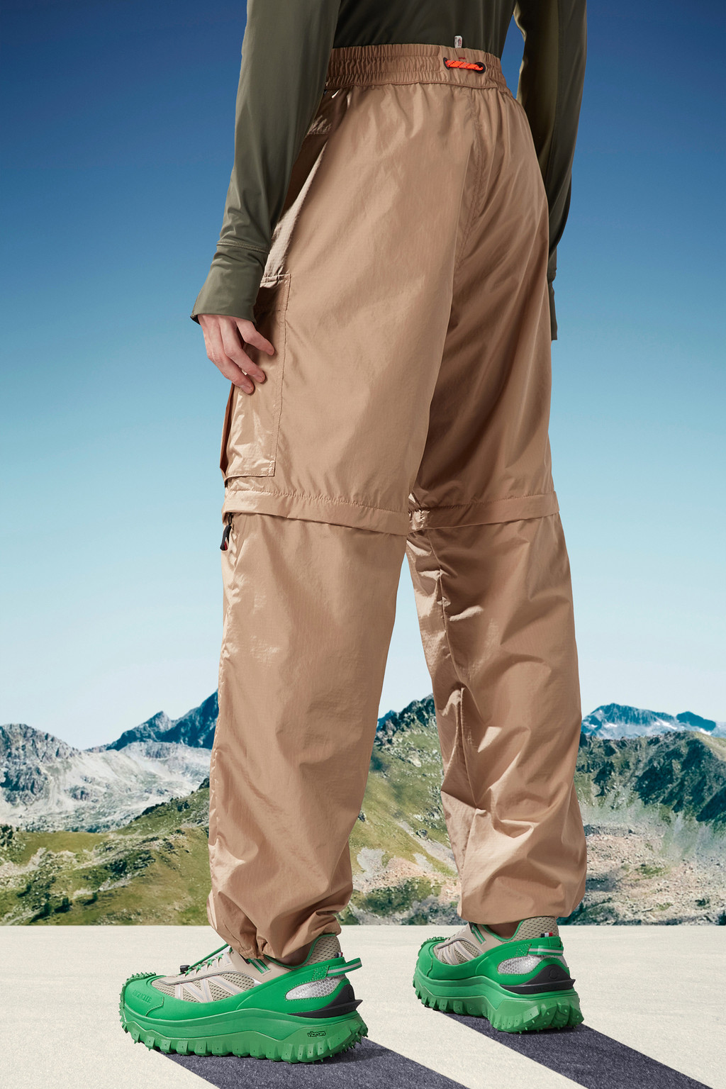 Khaki Cargo trousers - Trousers & Shorts for Men | Moncler GB