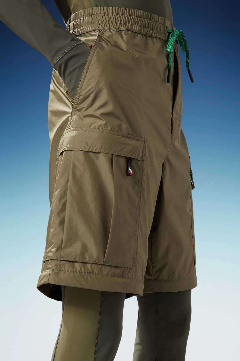 Dark Green Cargo trousers - Trousers & Shorts for Men | Moncler SK