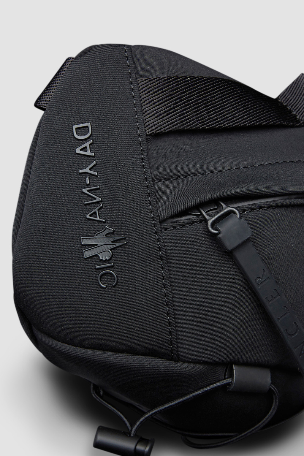 Marsupio logato Nero - Borse & Piccoli Accessori Donna | Moncler IT