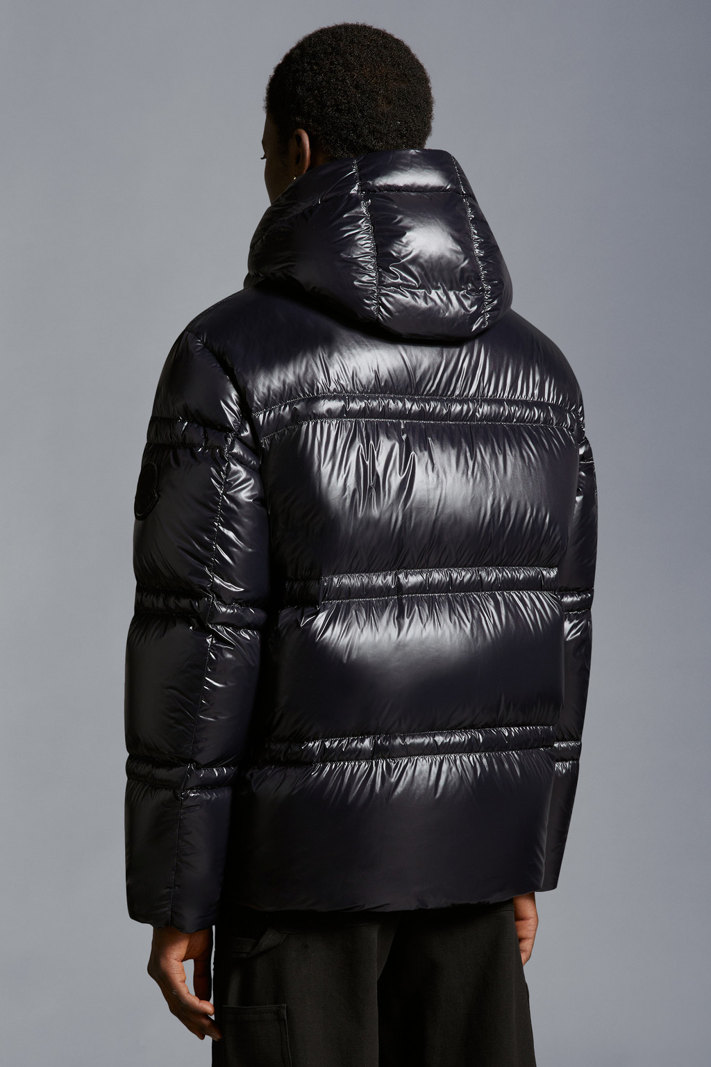 Black Thuban Short Down Jacket - Short Down Jackets for Men | Moncler PT