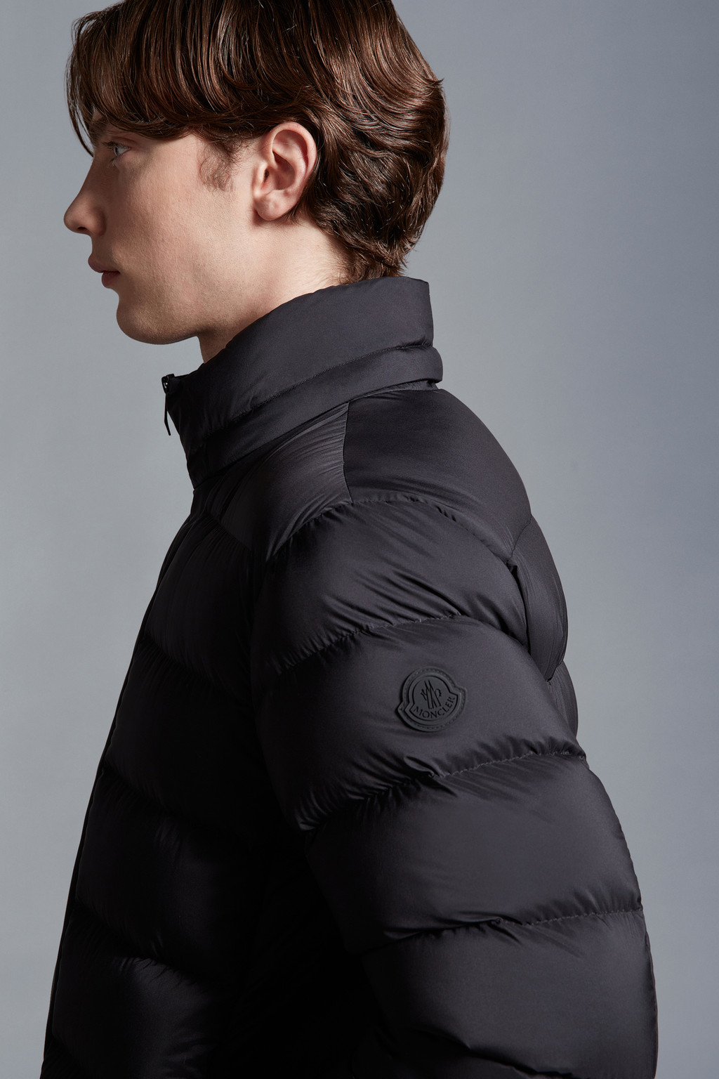 Black Ume Short Down Jacket - Short Down Jackets for Men | Moncler JP