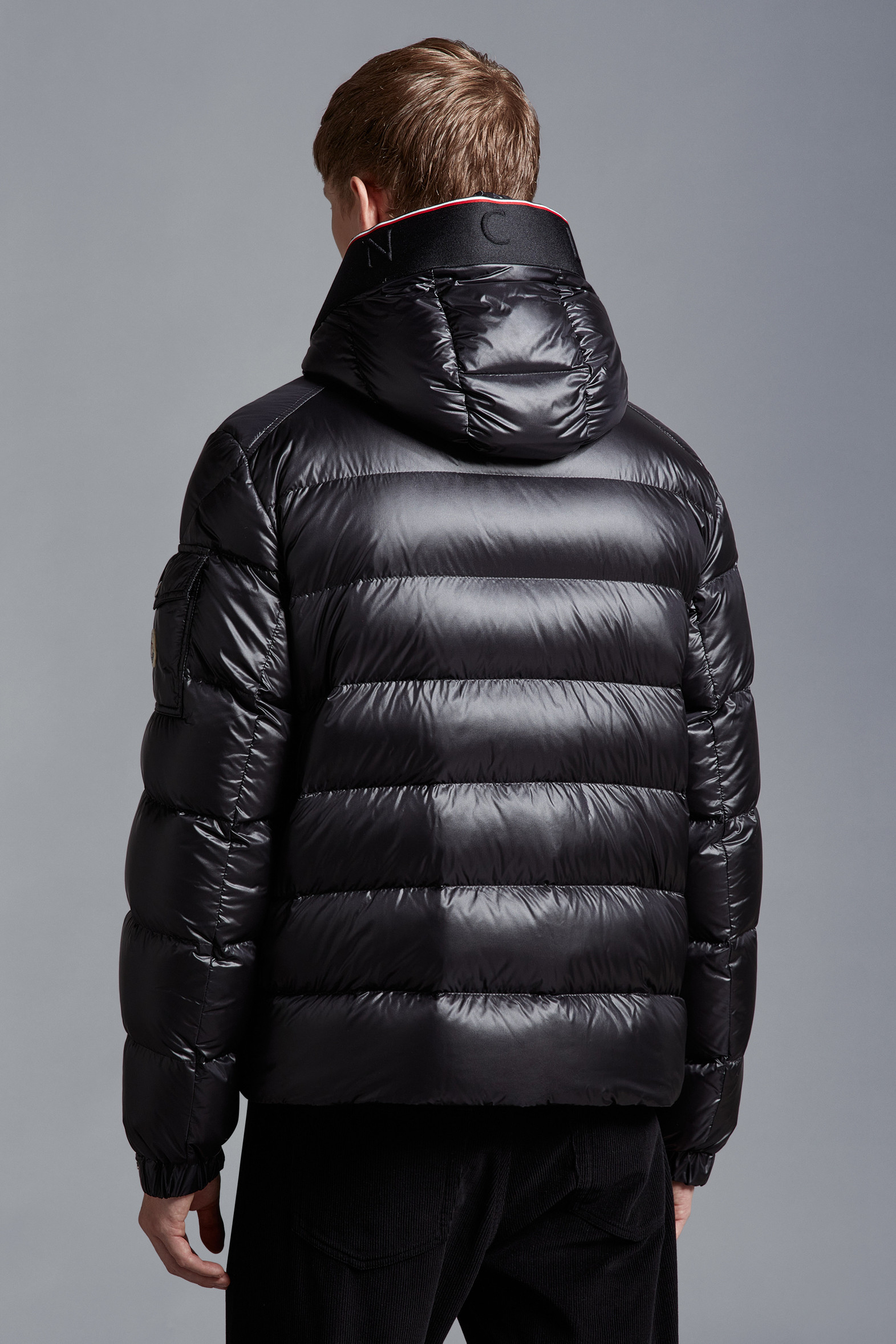 Black Pavin Short Down Jacket - Short Down Jackets for Men | Moncler SG