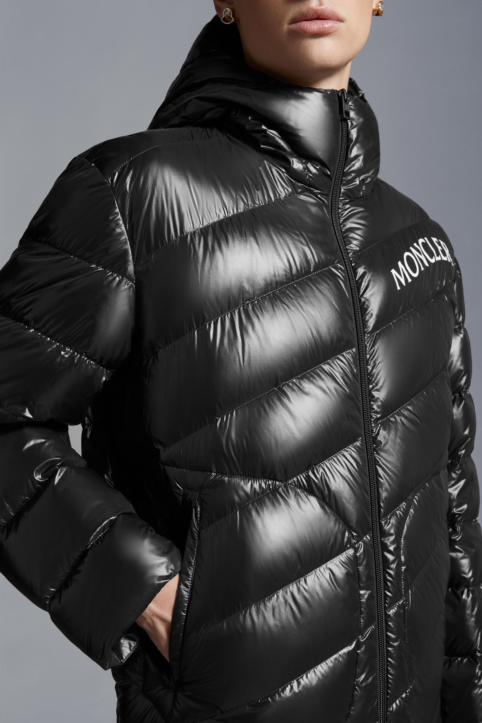 Black Shama Short Down Jacket - Short Down Jackets for Men | Moncler SG