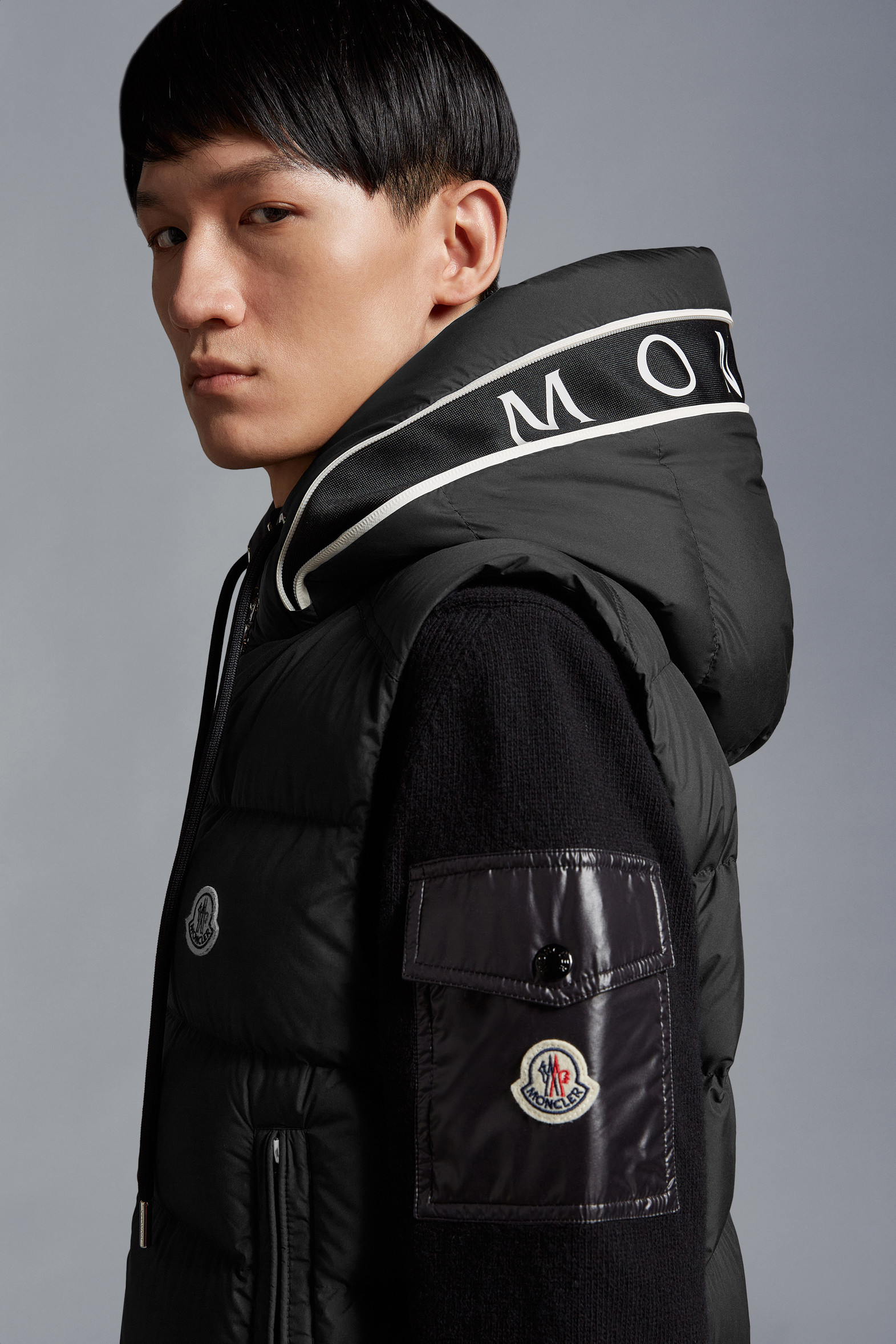 Black Cardamine Down Vest - Vests for Men | Moncler HK