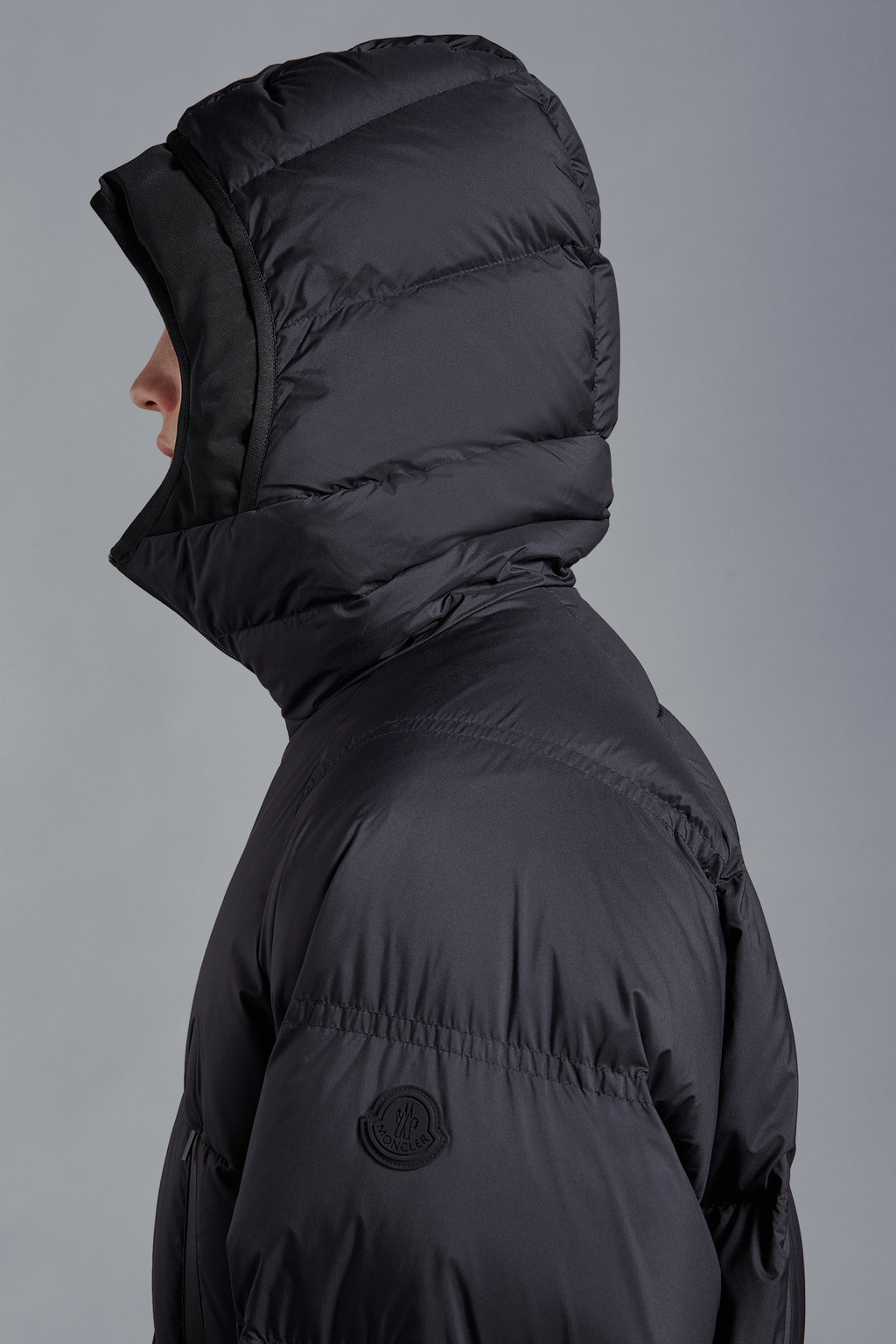 Black Exe Long Down Jacket - Long Down Jackets for Men | Moncler LT
