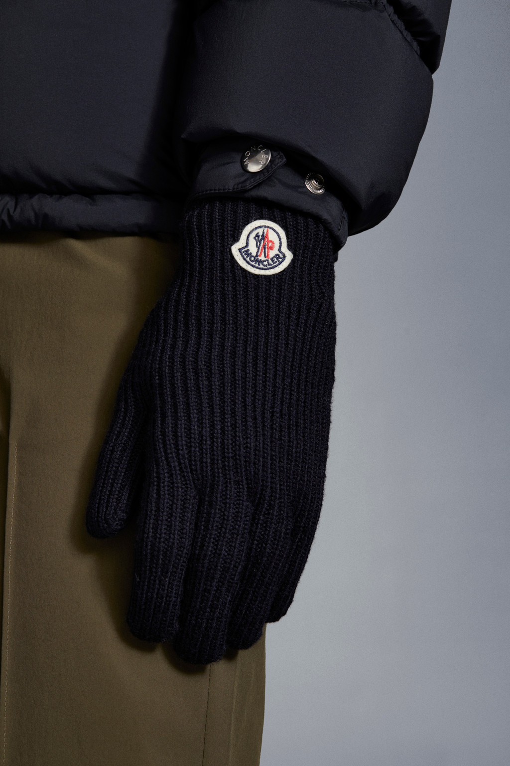 Scarves & Gloves for Men - Accessories | Moncler DK