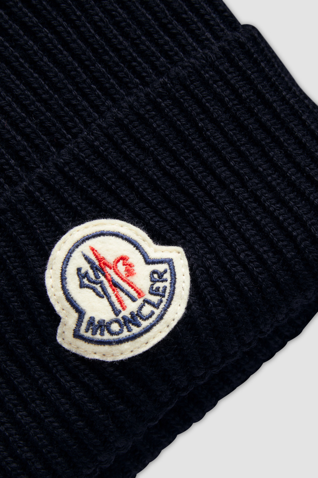 Pom Pom Hats, Beanies, Caps & Visors for Women | Moncler CA