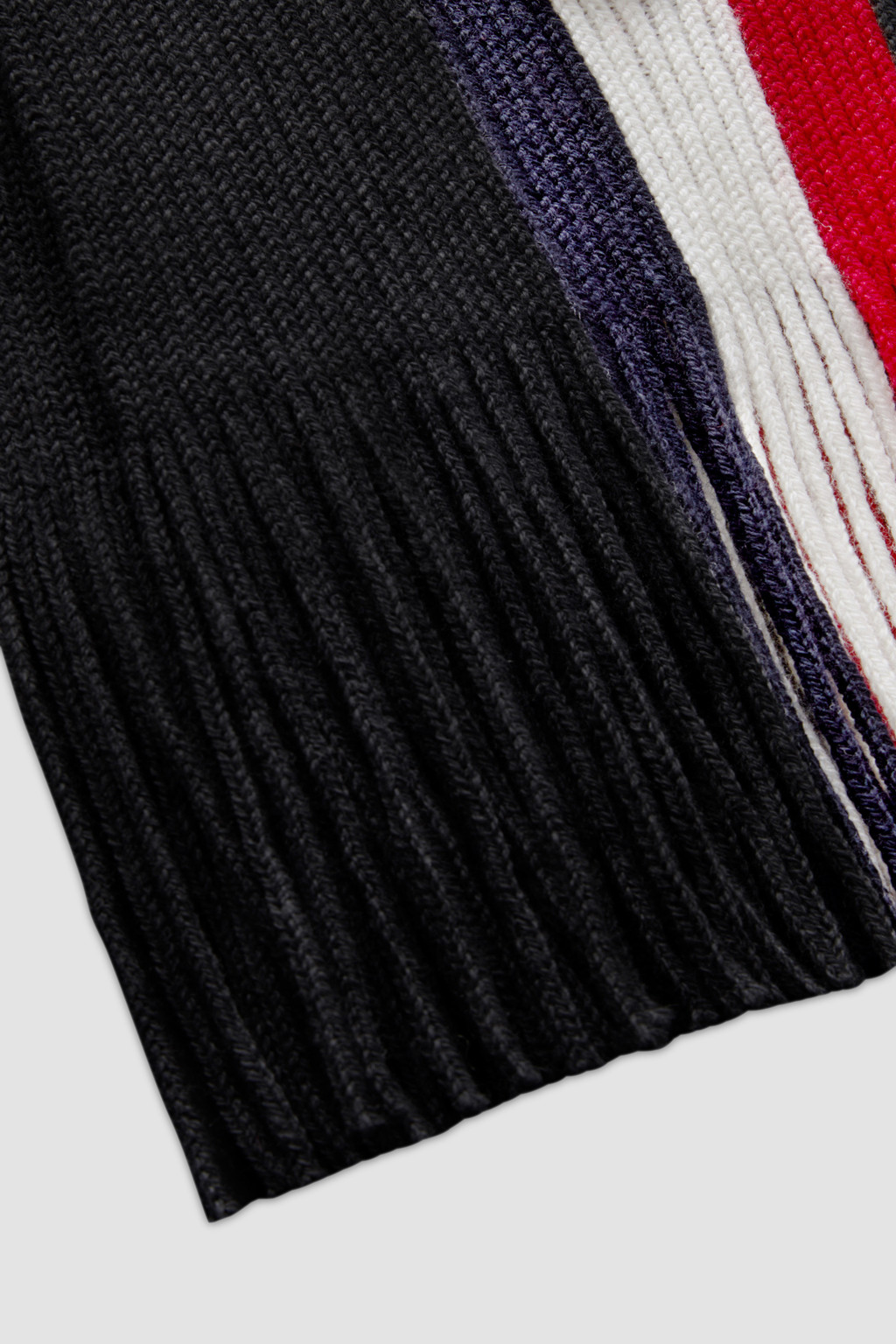 Scarves & Gloves for Men - Accessories | Moncler HK