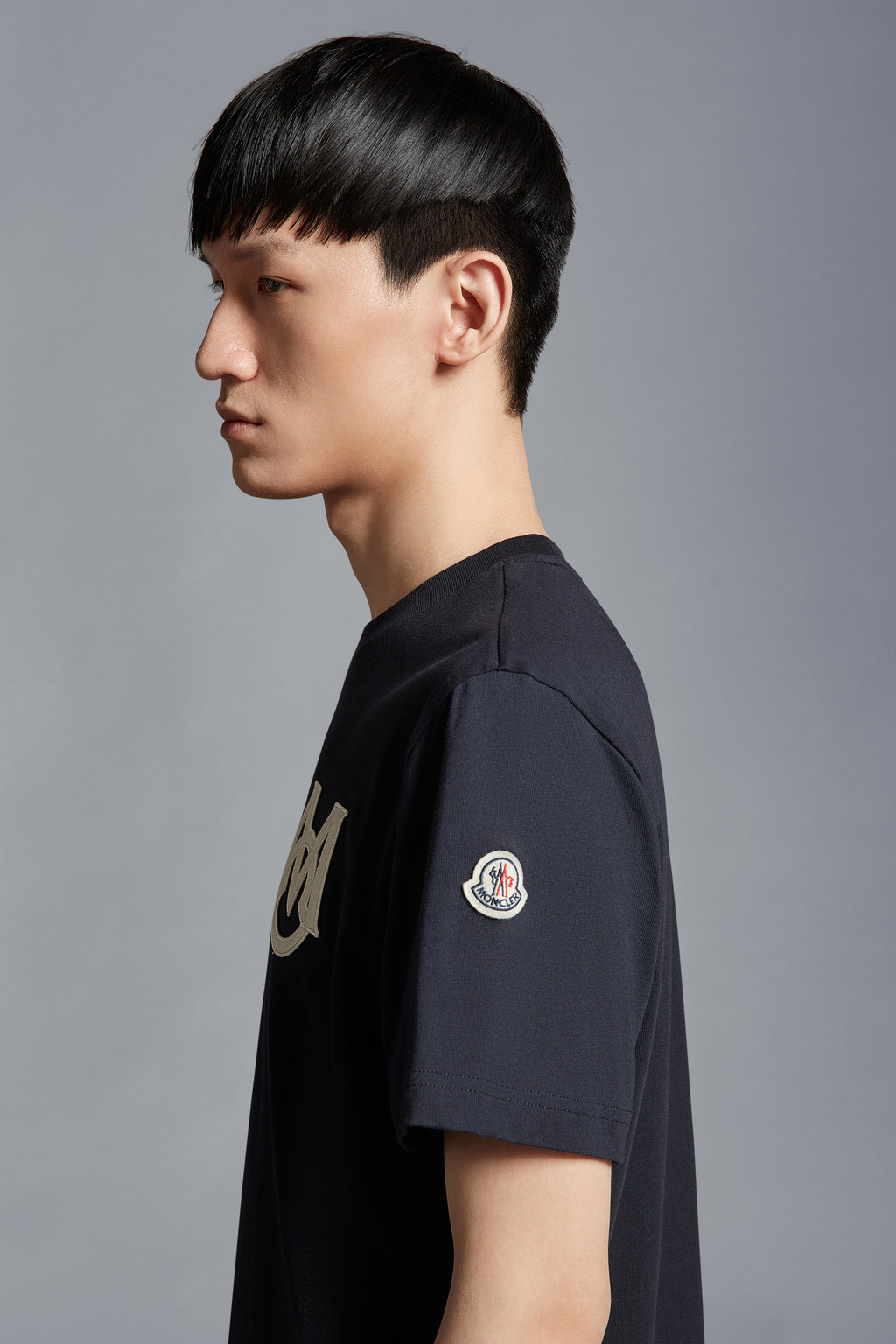 Navy Blue Monogram T-Shirt - Polos & T-shirts for Men | Moncler ES