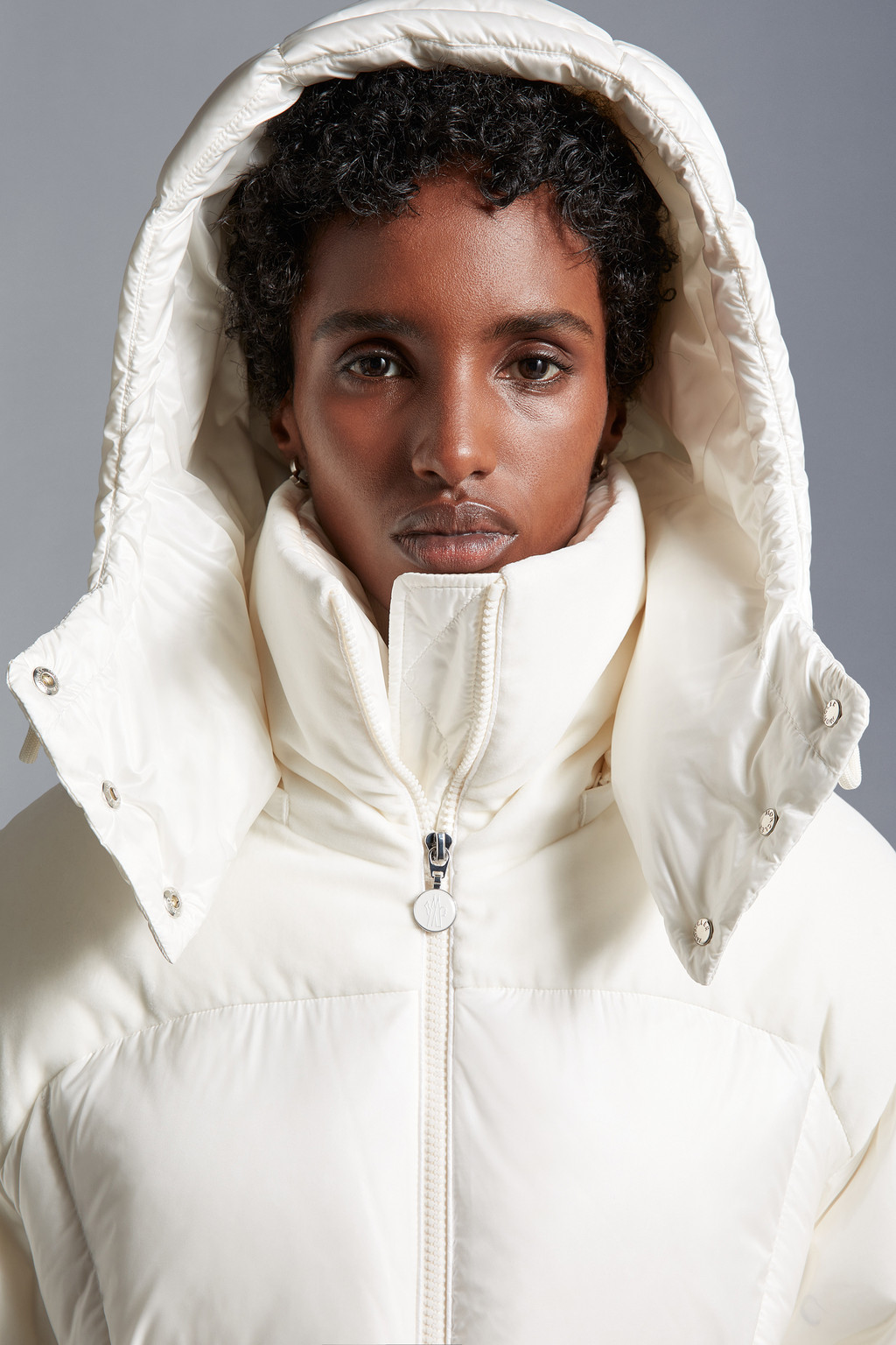 White Meandre Short Down Jacket - Short Down Jackets for Women | Moncler HR