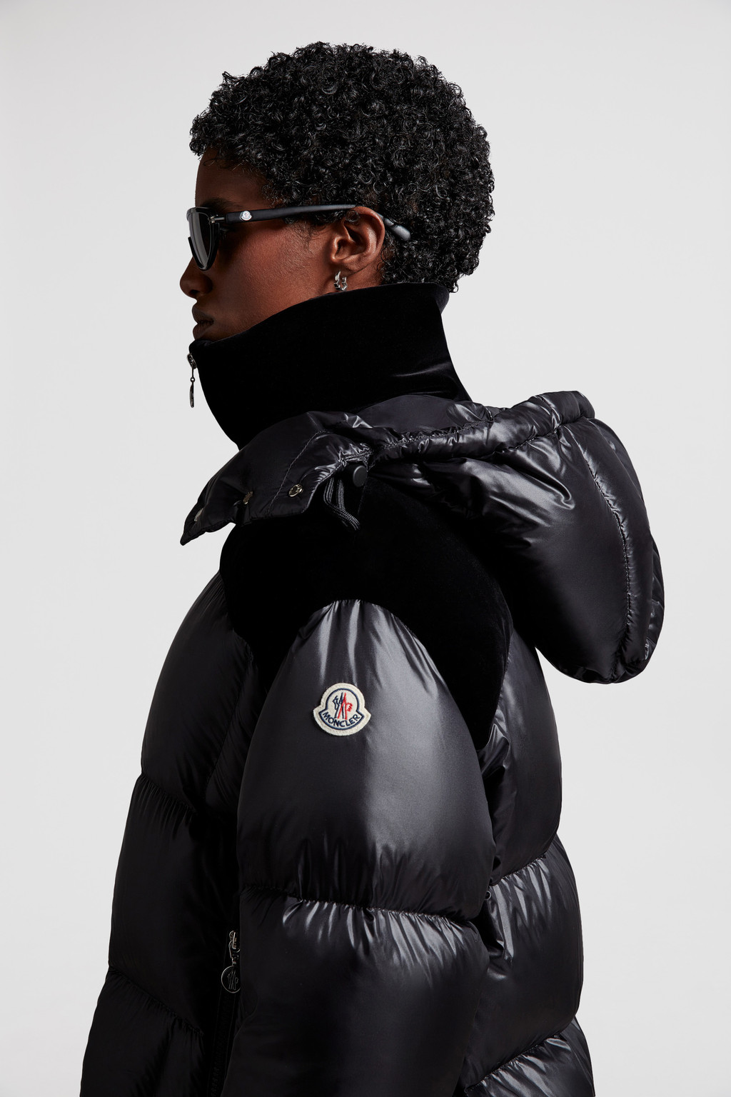 Black Meandre Short Down Jacket - Short Down Jackets for Women | Moncler LT