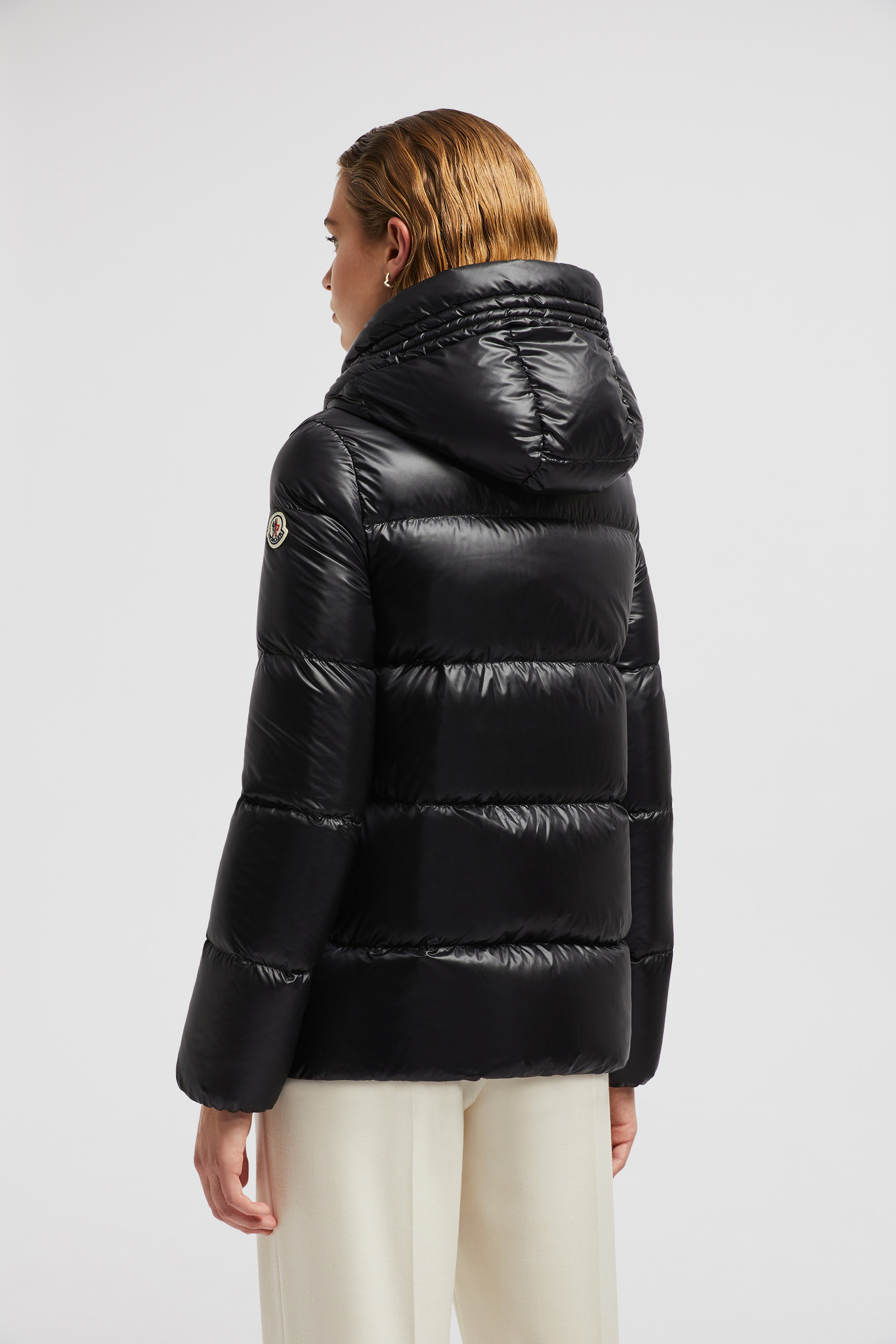 Black Seritte Short Down Jacket - Short Down Jackets for Women | Moncler HK