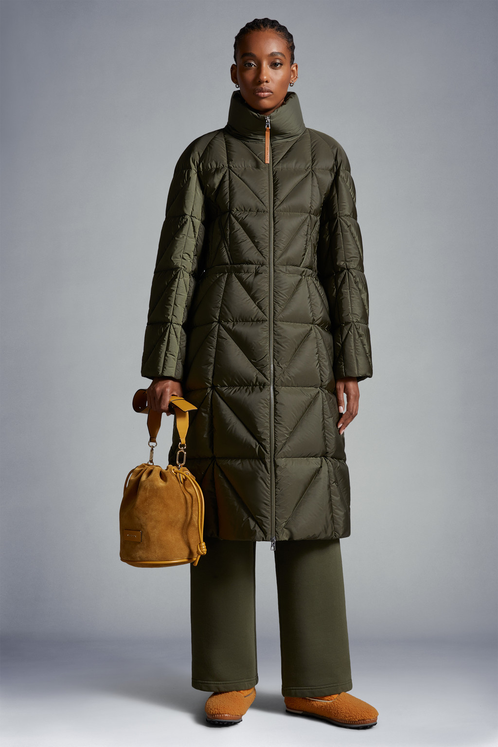 Long Down Puffer Jackets & Bubble Coats for Women | Moncler US