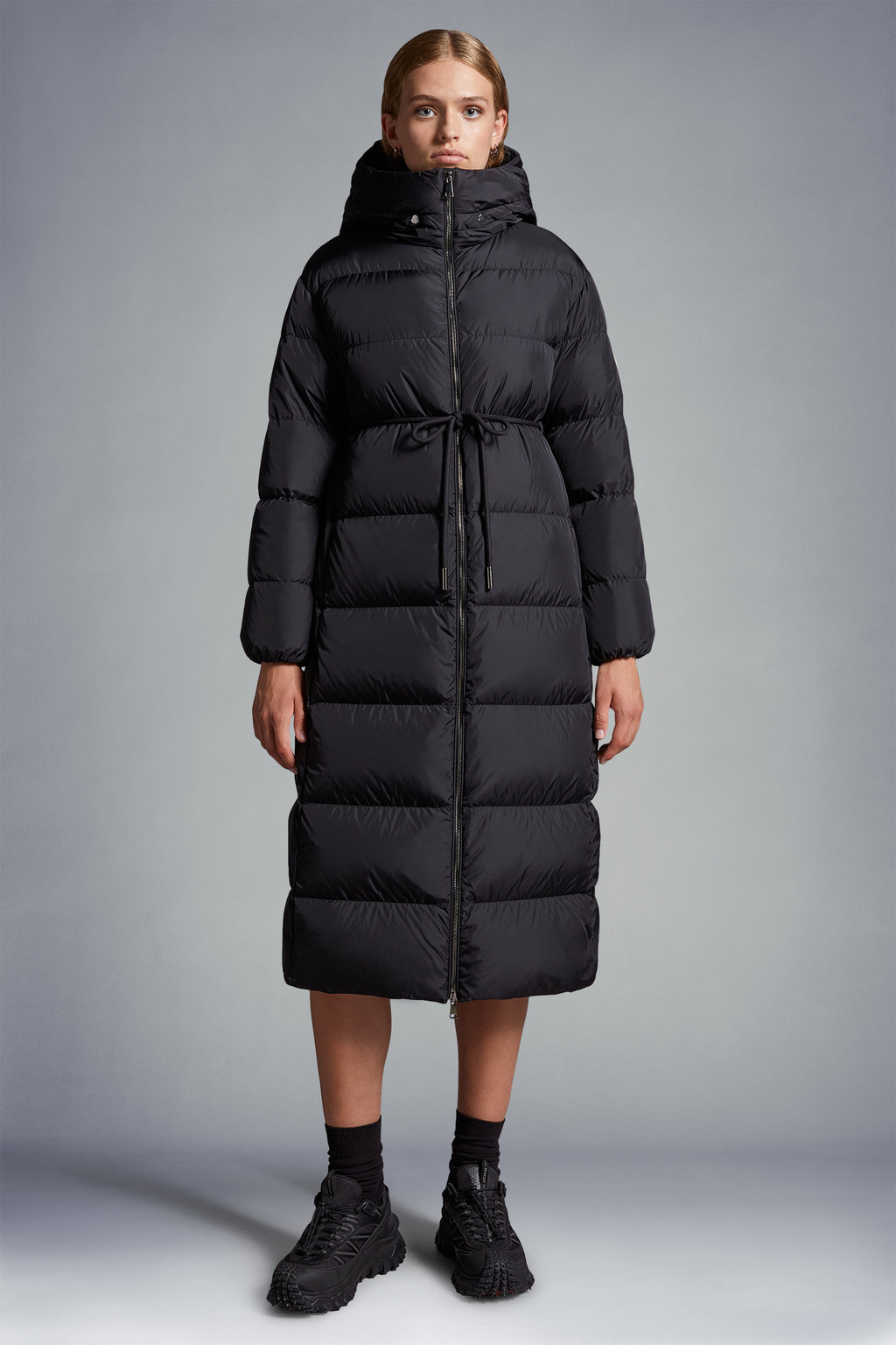 Long Down Puffer Jackets & Bubble Coats for Women | Moncler US