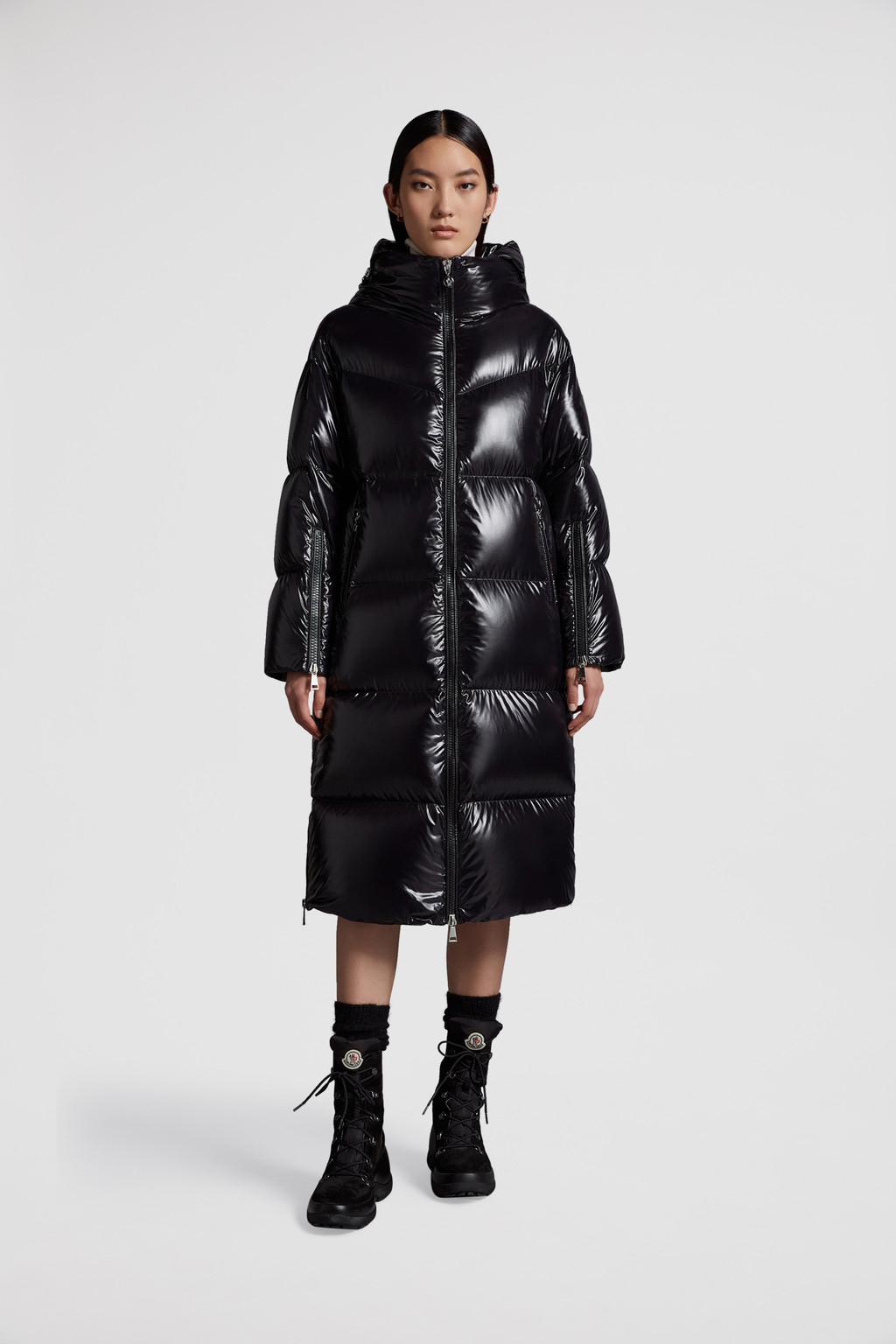 Long Down Puffer Jackets & Bubble Coats for Women | Moncler US