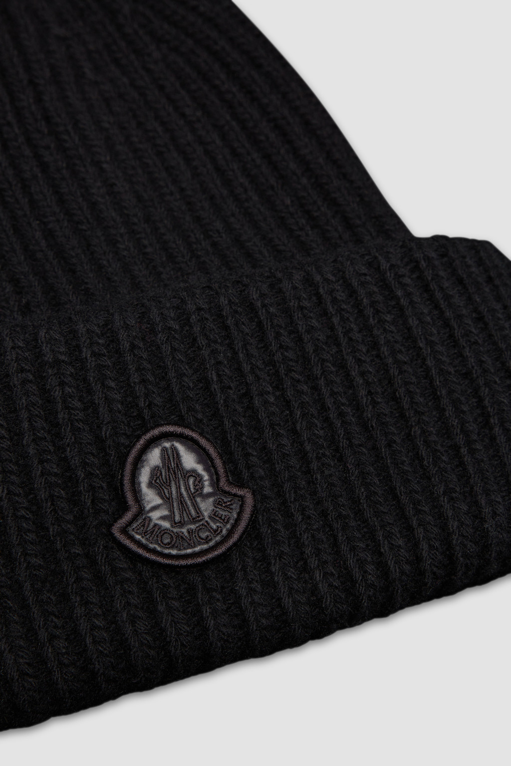 Bucket Hats, Beanies, Caps & Visors for Women | Moncler US