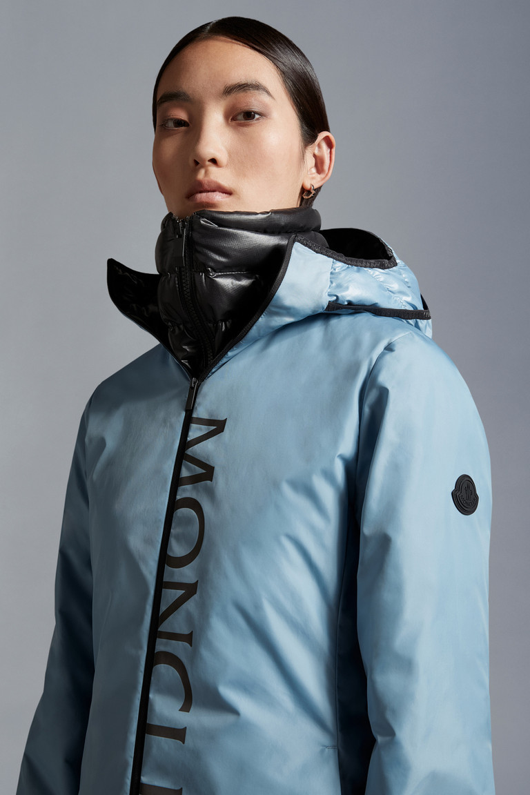 Scarves & Gloves for Women - Accessories | Moncler US