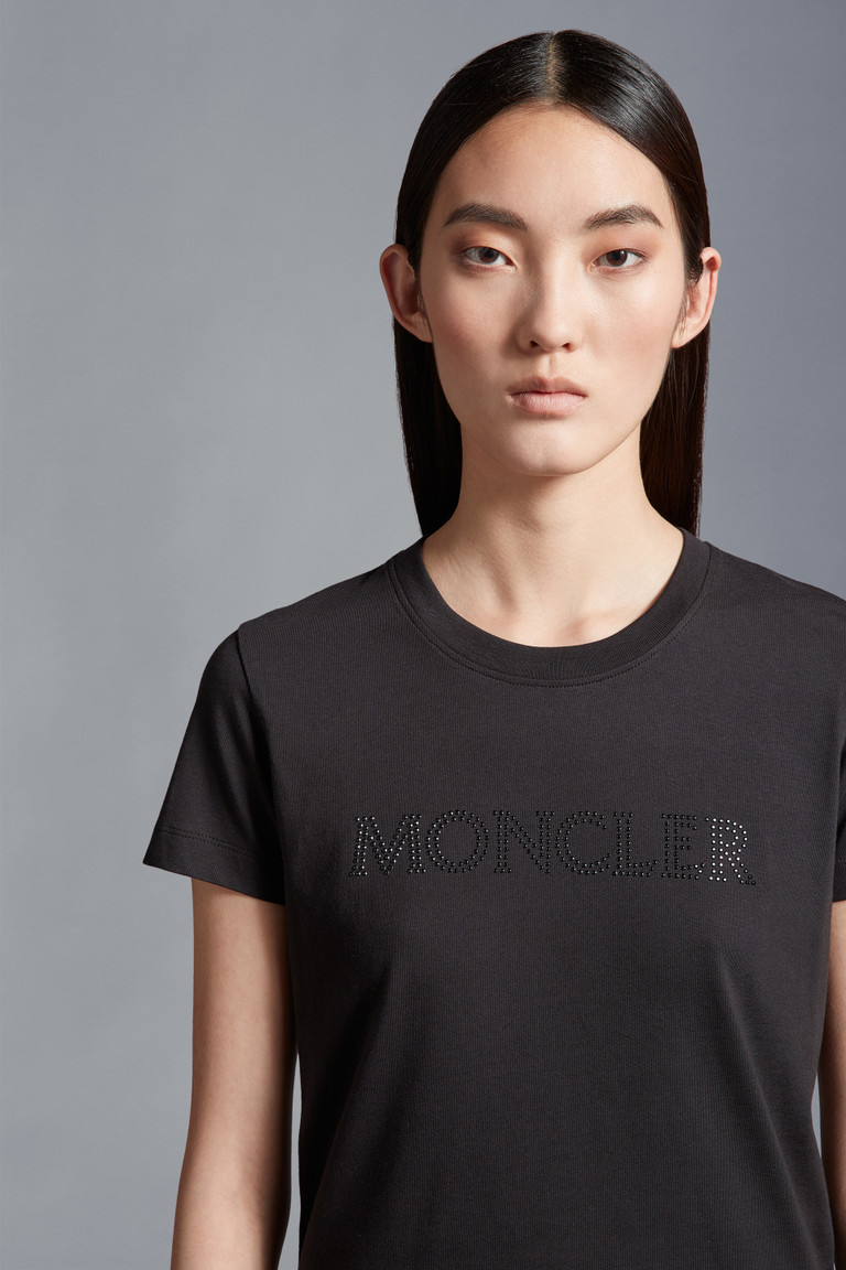 Black Crystal Logo T-Shirt - Tops & T-Shirts for Women | Moncler HR