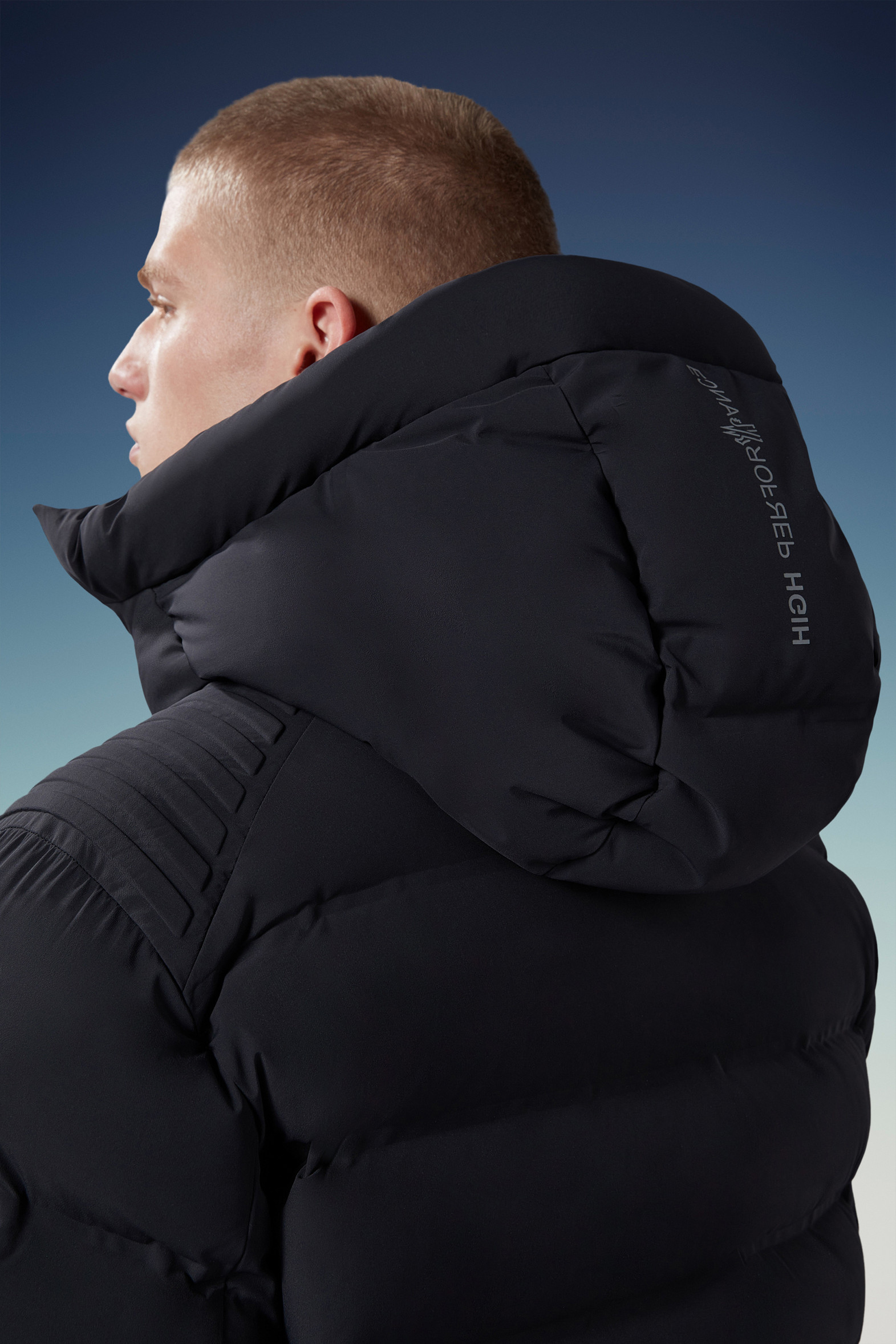 Black Lagorai Short Down Jacket - Short Down Jackets for Men | Moncler EE