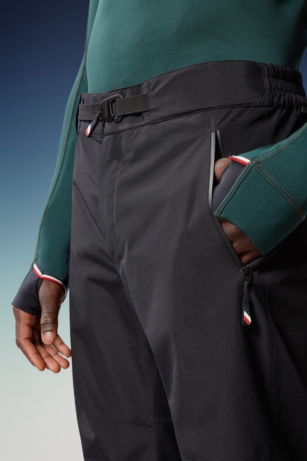 Black Gore-Tex Trousers - Trousers & Shorts for Men | Moncler FR
