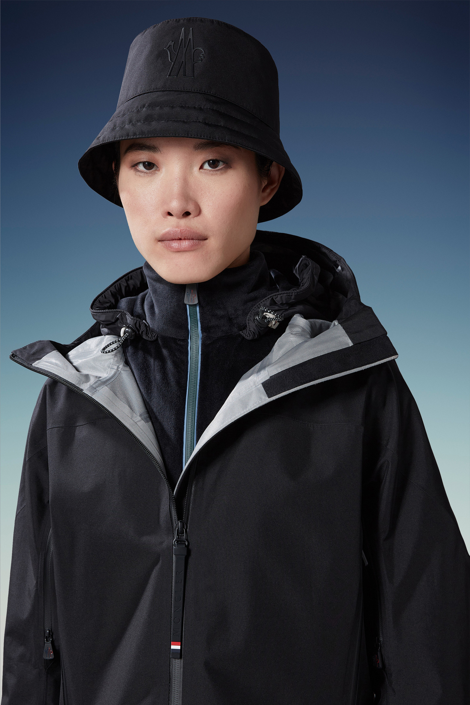 Black Gore-Tex Bucket Hat - Hats & Beanies for Women | Moncler HR
