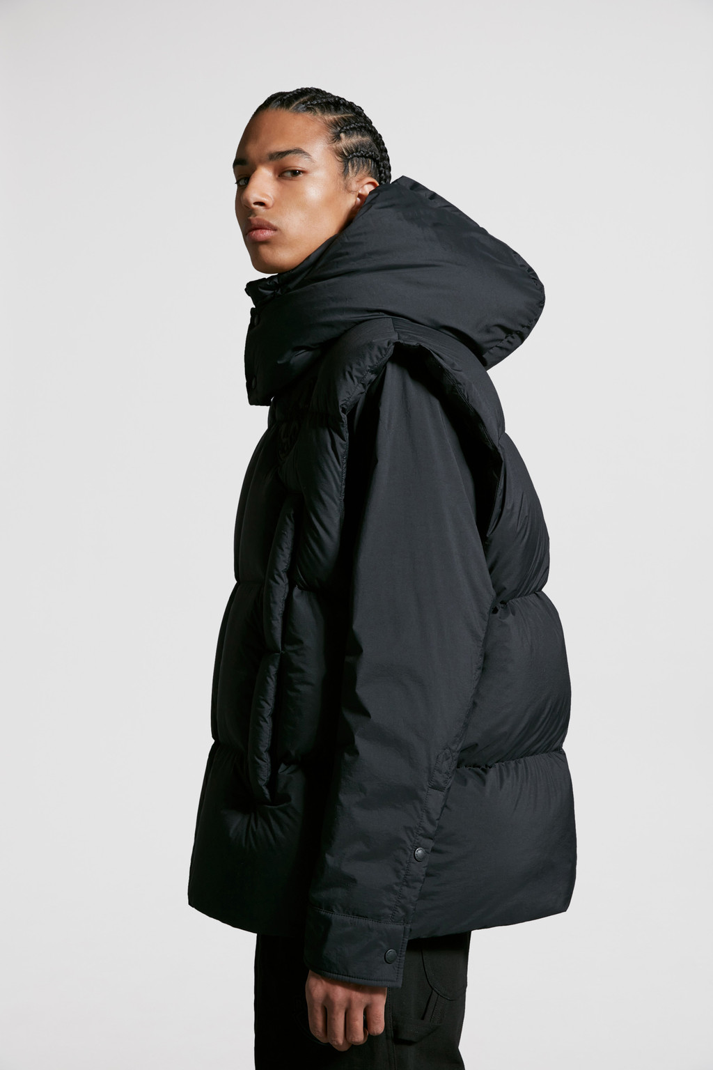Chaleco plumífero Apus Negro - Moncler x Roc Nation designed by Jay-Z ...