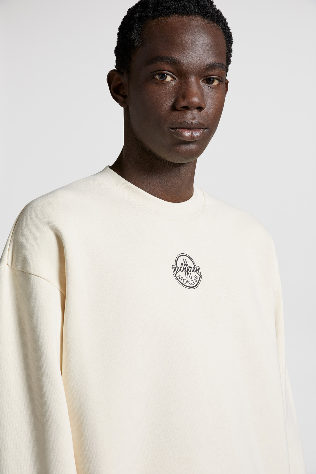Sudadera con logotipo Blanco Roto - Moncler x Roc Nation designed by ...