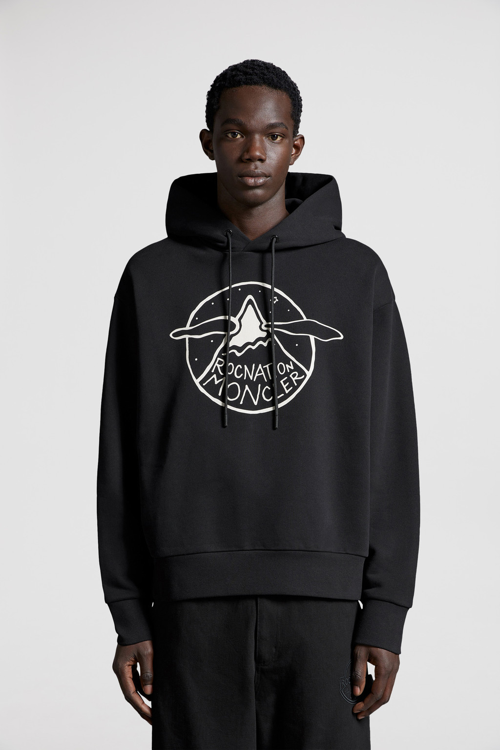 Moncler x Roc Nation designed by Jay-Z für Genius - Shop Genius ...