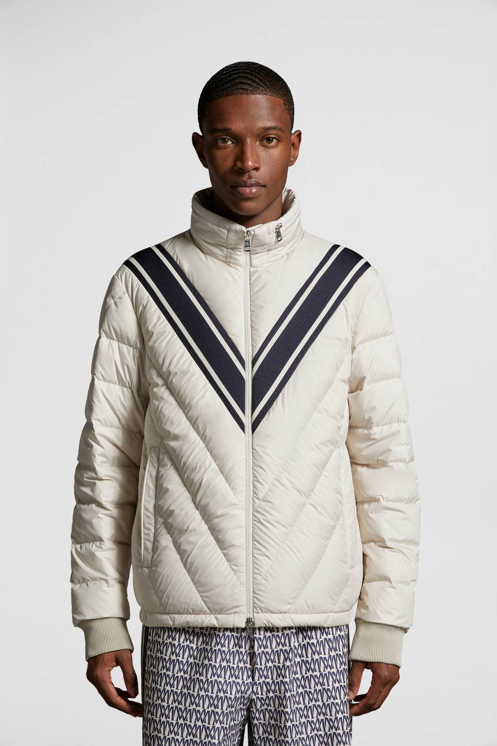 Short Down Jackets for Men - Outerwear | Moncler SG