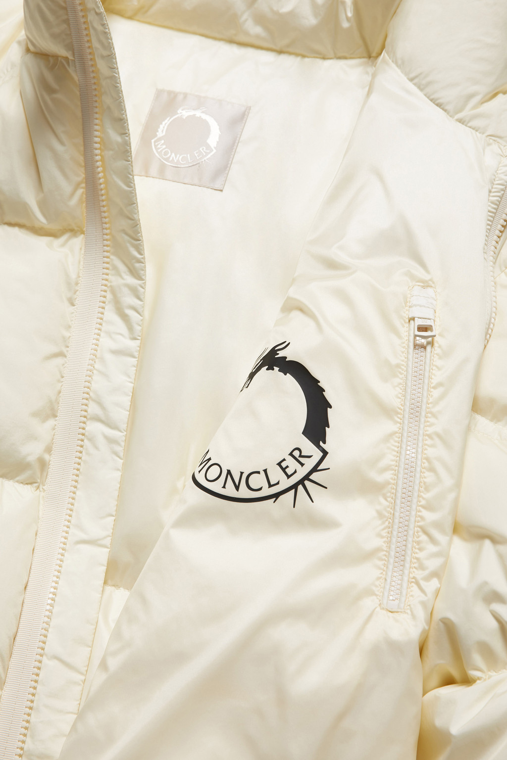 White Chaofeng Short Down Jacket - Short Down Jackets for Men | Moncler IE