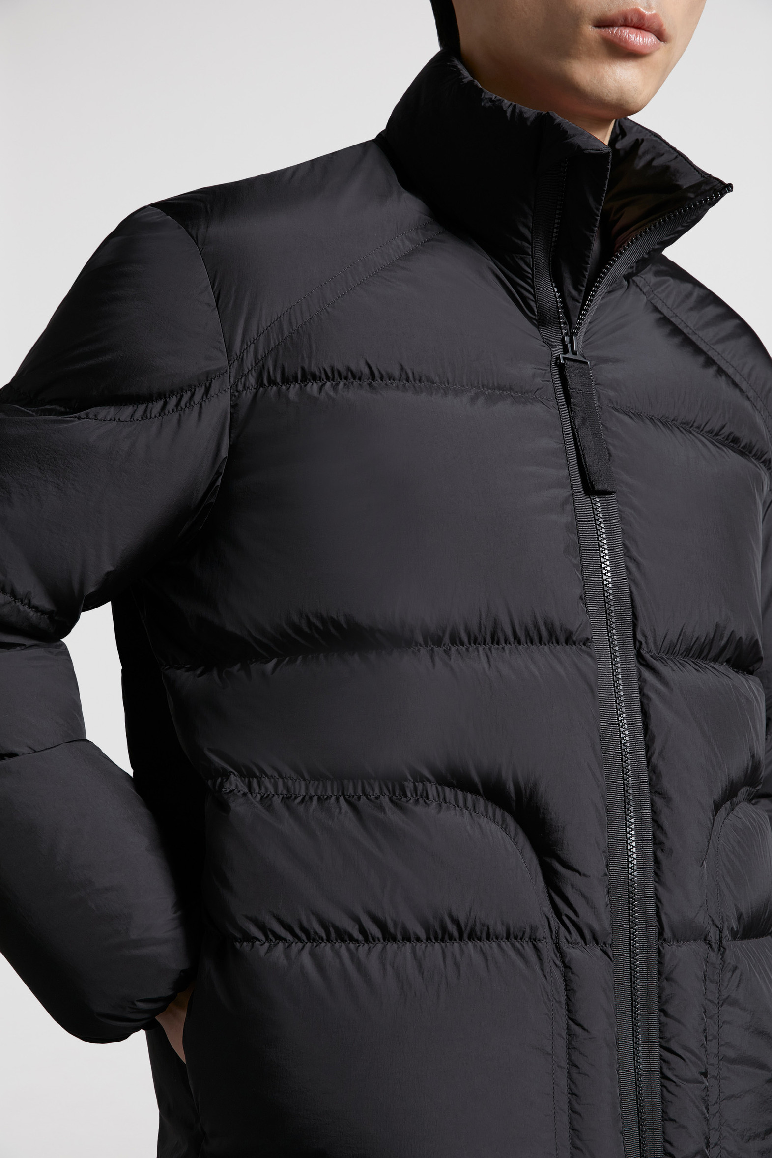 Black Chaofeng Short Down Jacket - Short Down Jackets for Men | Moncler HK