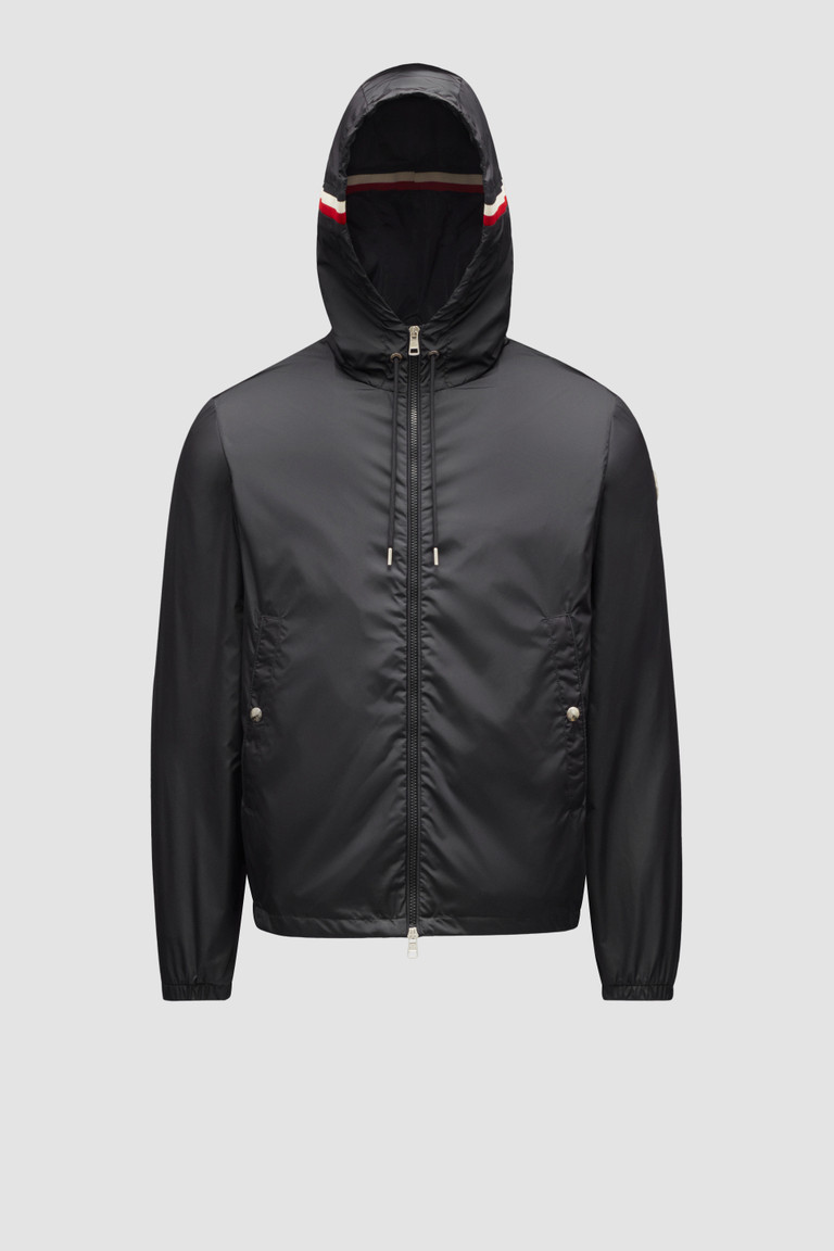 Windbreakers, Raincoats & Rain Jackets for Men | Moncler US