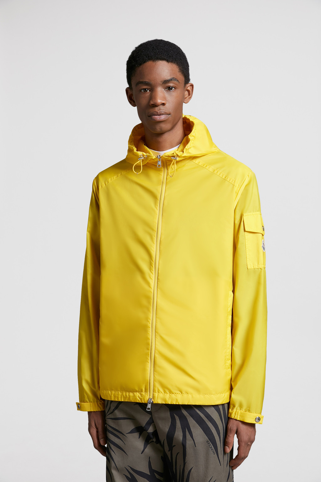 Windbreakers, Raincoats & Rain Jackets for Men | Moncler US