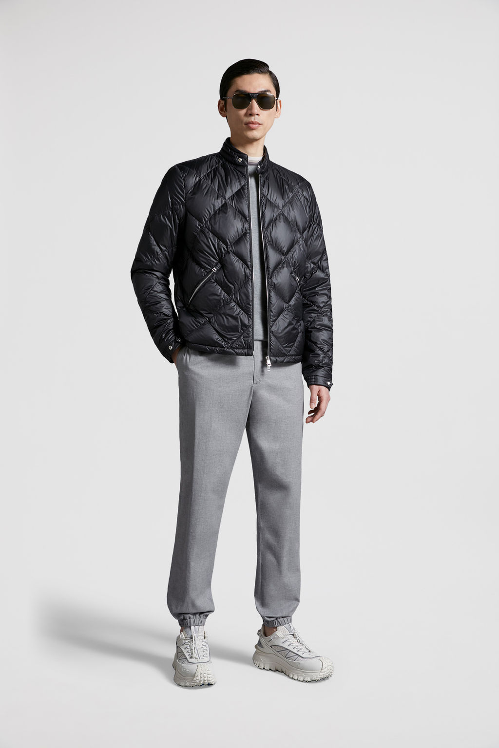 Black Asta Short Down Jacket - Short Down Jackets for Men | Moncler PT