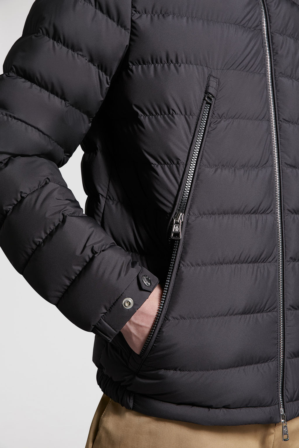 Black Alfit Short Down Jacket - Short Down Jackets for Men | Moncler GB